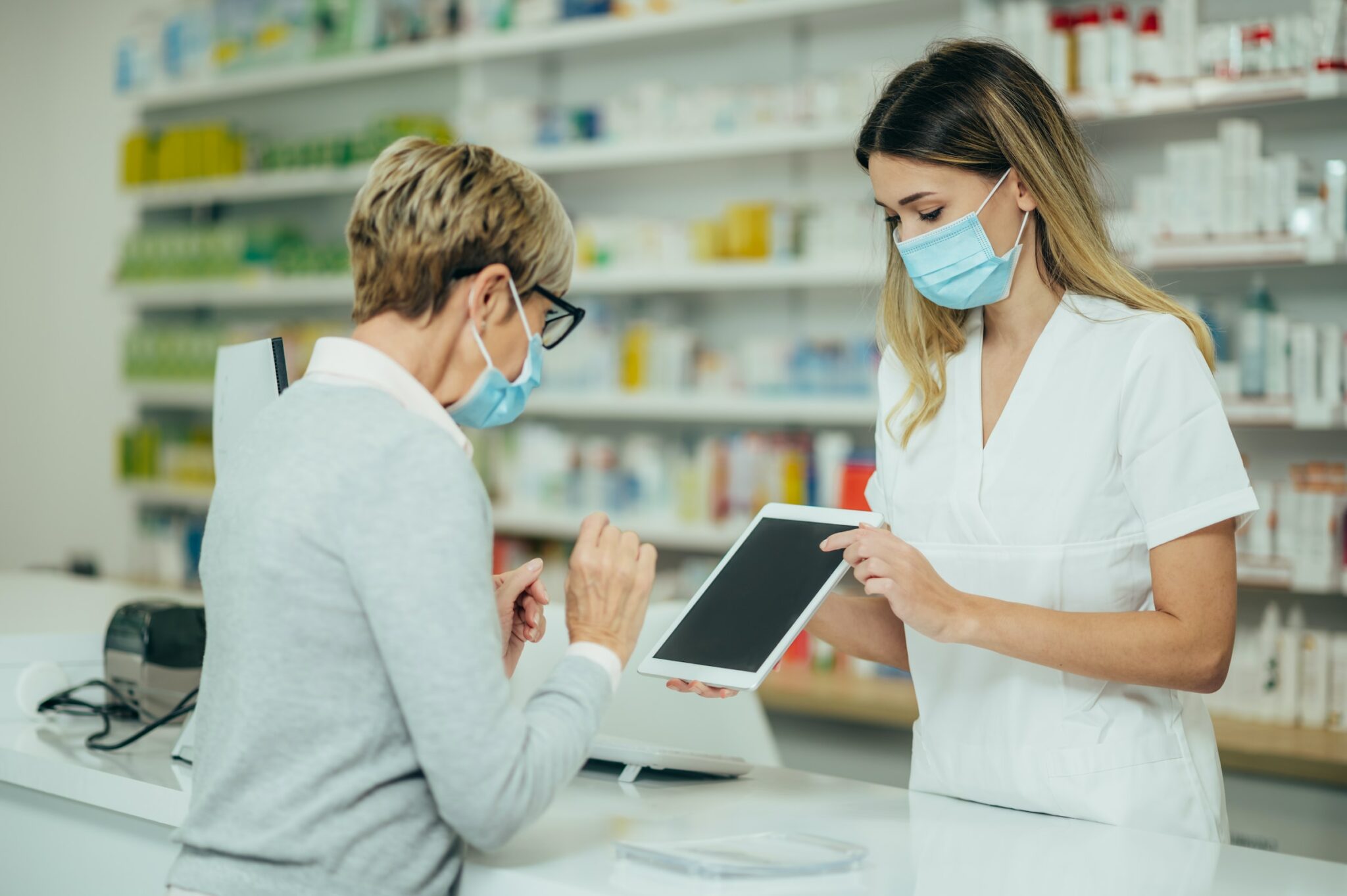 How Much Does A Pharmacy Tech Make? The Straight Dope | CJ&CO